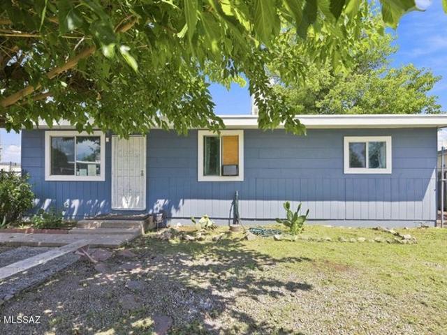 107 E Pinal St, Huachuca City, AZ 85616