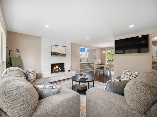 107 E Regina Ave, Spokane, WA 99218