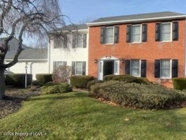 107 Eastview Cir, Sugarloaf, PA 18249