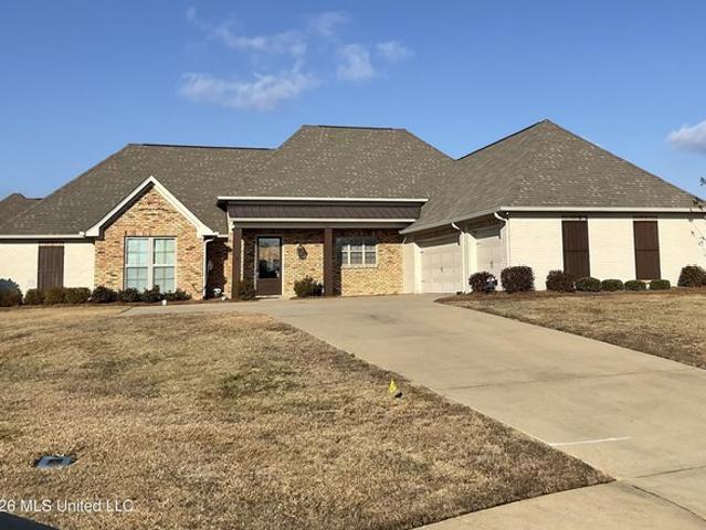 107 Elizabeth Dr, Clinton, MS 39056