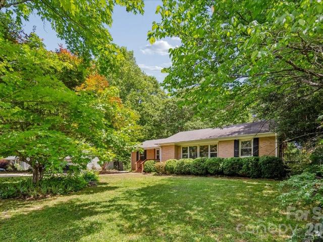 107 Fox Run Drive