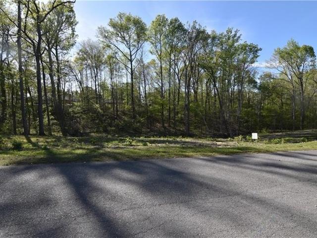 107 Fox Trace Ct, Thomasville, NC 27360