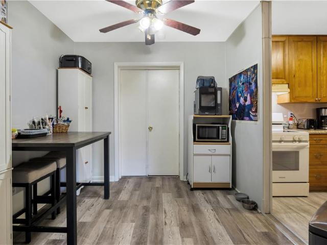 107 Fort Worth ST