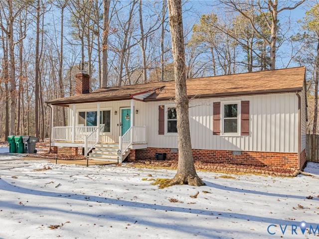 107 Five Oaks Lane