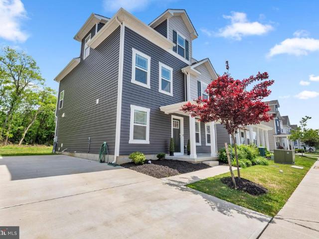 107 Flying Cloud Drive