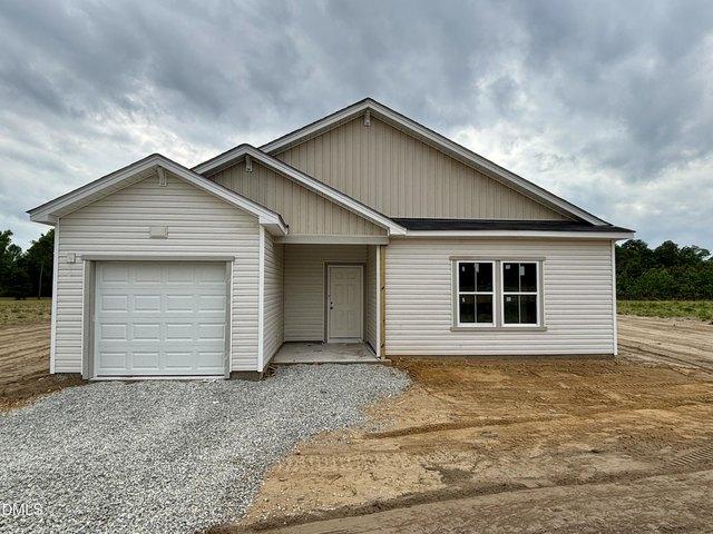 107 Franklin Landing Dr, Pikeville, NC 27863