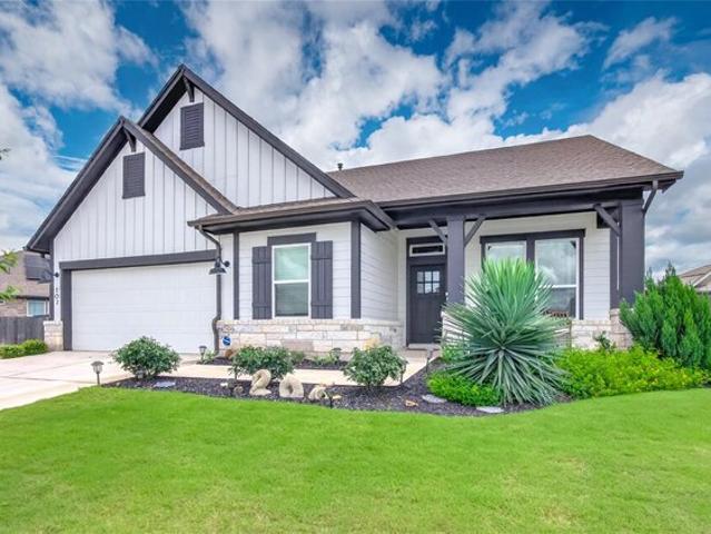 107 Freeman Day Dr, Bastrop, TX 78602