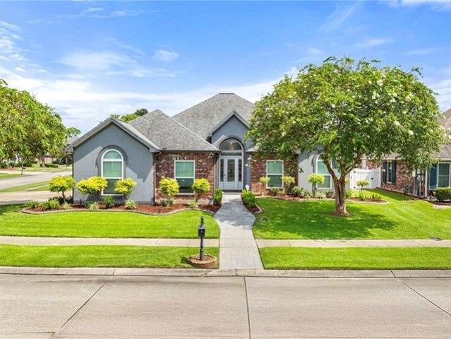 107 Kaylee Dr, Hahnville, LA 70057