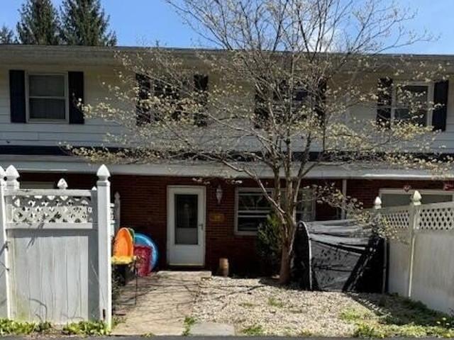 107 Keystone Hills Rd Apt 406, Factoryville, PA 18419