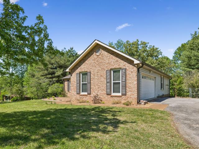 107 Keri Dr