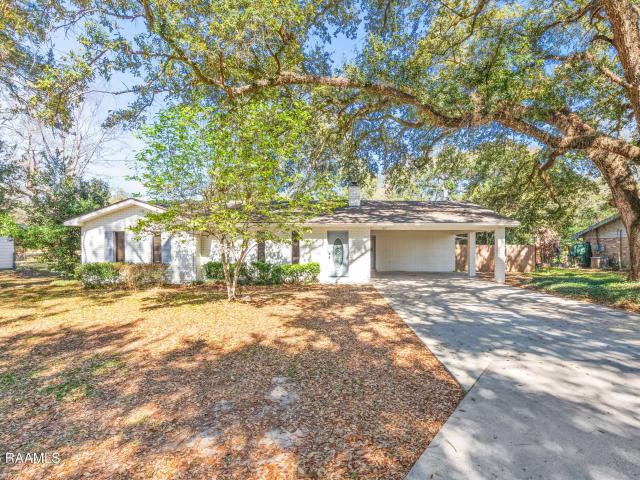 107 Kim Dr, Lafayette, LA 70503 | Compass