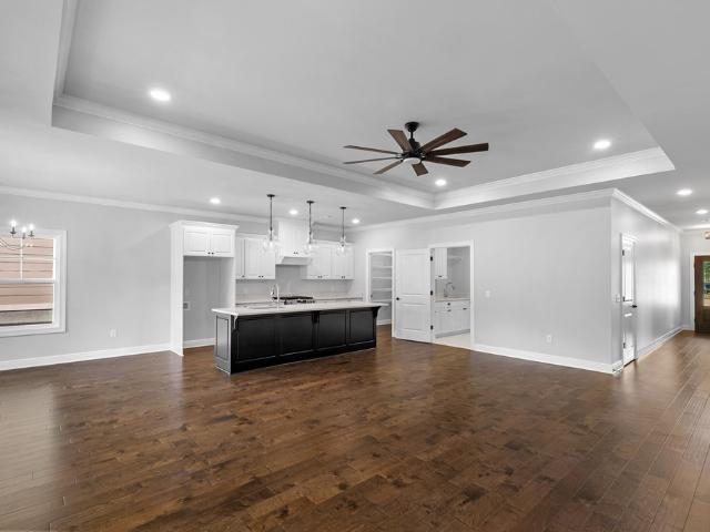 107 Kinning Park