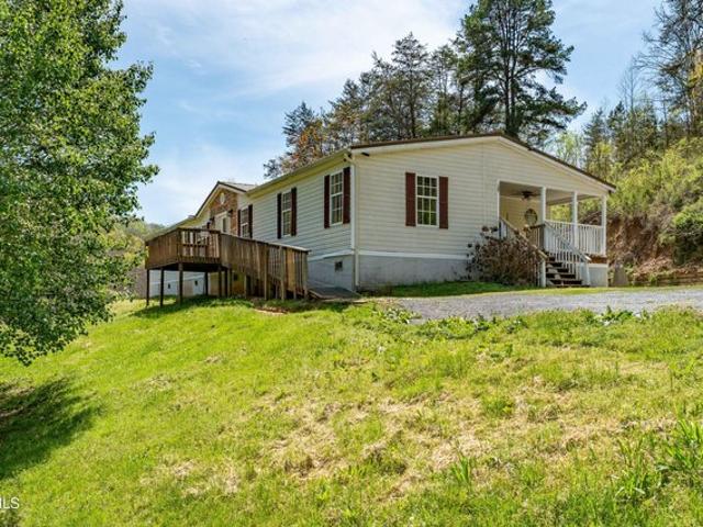 107 Hollow Hill Ln, Rogersville, TN 37857