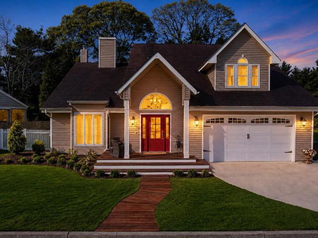 107 Holly Lane