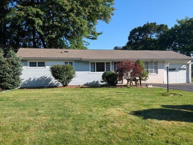 107 Horseshoe Cir, Pennsylvania Furnace, PA 16865