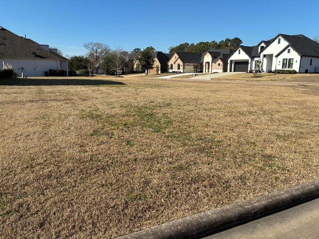 107 Hampton Glen Rd, Montgomery, TX 77356