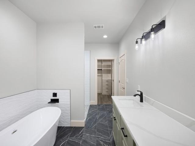 107 Harbor Circle