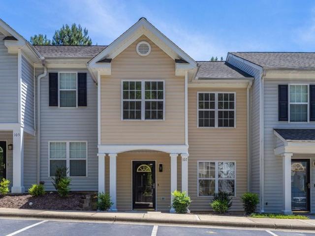 107 Harbor Haven Dr, Apex, NC 27502