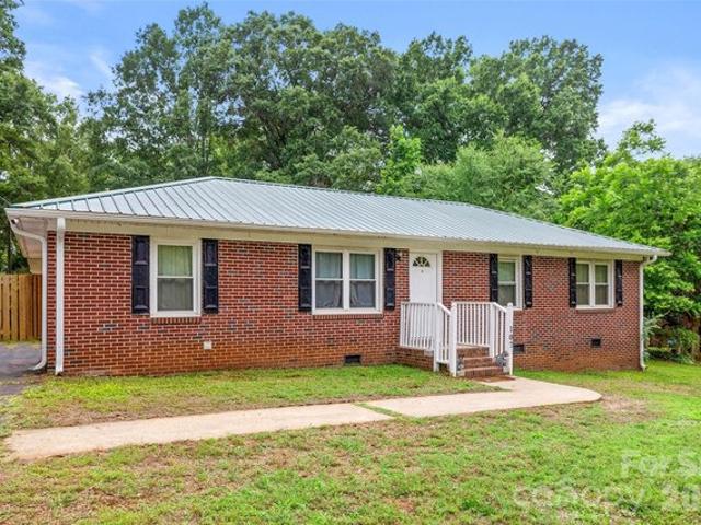 107 Hardin St, Chester, SC 29706
