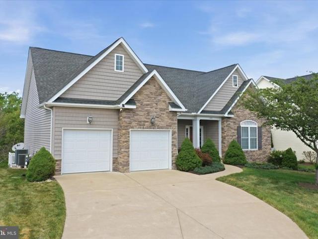 107 Harold Ct, Winchester, VA 22602