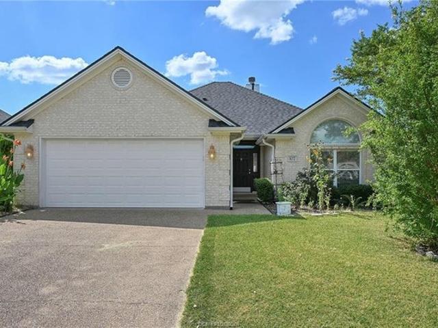 107 Hartford Dr, College Station, TX 77845