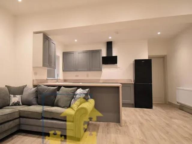 107 Heeley Road, Stirchley, B29 6UB, United Kingdom | 5 bed townhouse for rent #134814183 | Rentberry