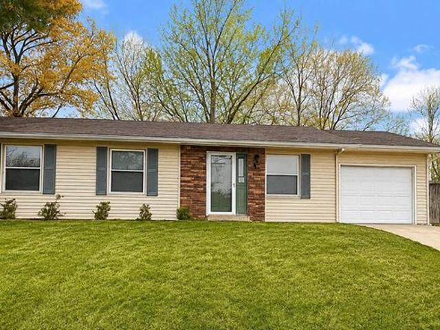 107 Hillside Dr, Georgetown, KY 40324