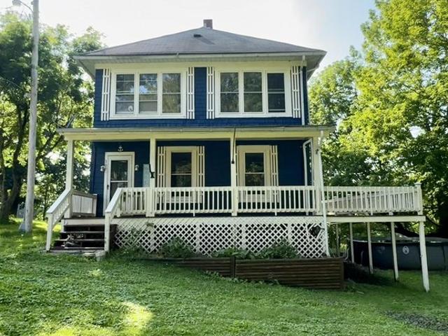 107 Jaycee Ave, Terra Alta, WV 26764