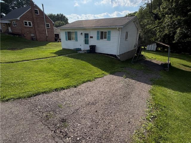107 James St
