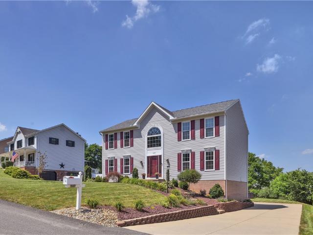 107 Janyce Dr