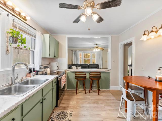 107 Oakland Rd, Belmont, NC 28012 | MLS #4343