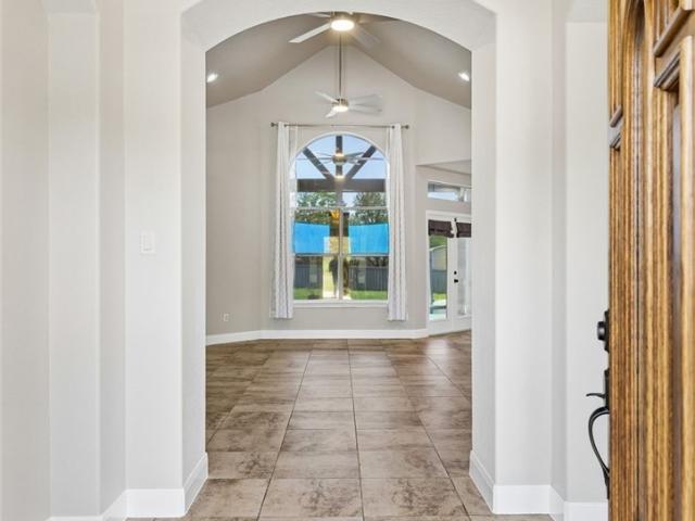 107 Oakview Drive