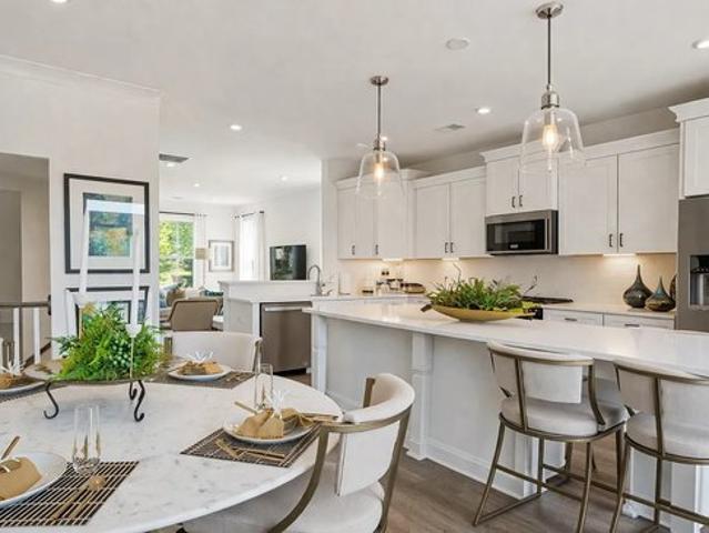 107 Old Charlotte Hwy, Asheville, NC 28803