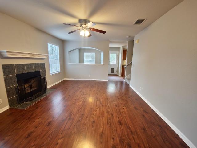 107 Orange Tree Ln