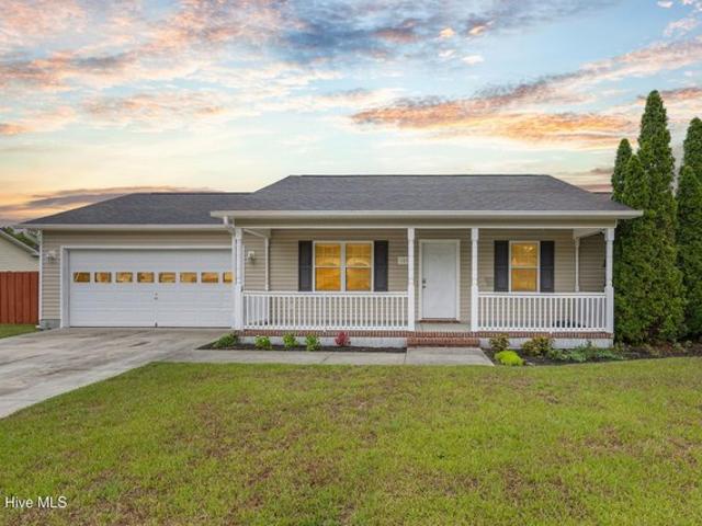 107 Lois Ct, Richlands, NC 28574