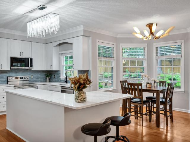 107 Lonebrook Drive