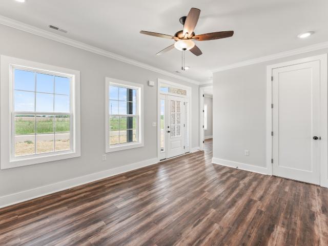 107 Lookout Dr