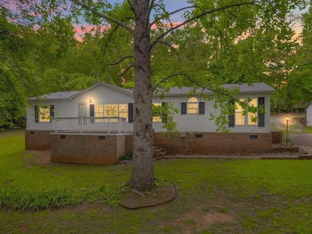 107 Lost Farm Rd, Liberty, SC 29657
