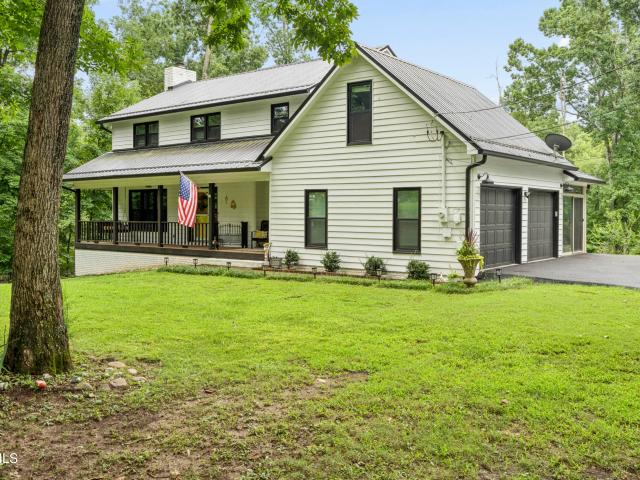 107 Lake Meadow Drive
