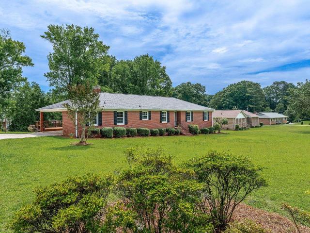 107 Lemon Tree Trail