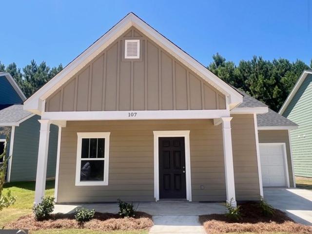 107 Lenox Cir, Lagrange, GA 30241