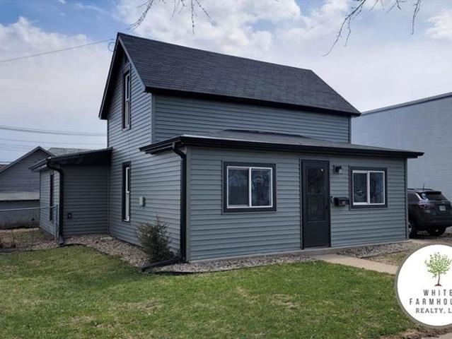 107 Lincoln St, Wayne, NE 68787