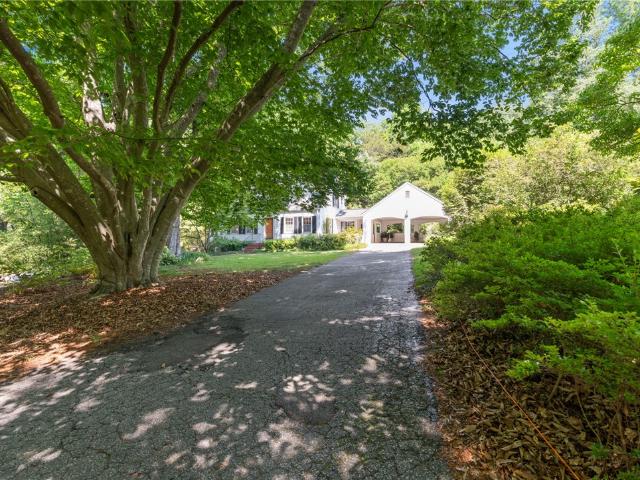 107 Mountain Laurel Drive