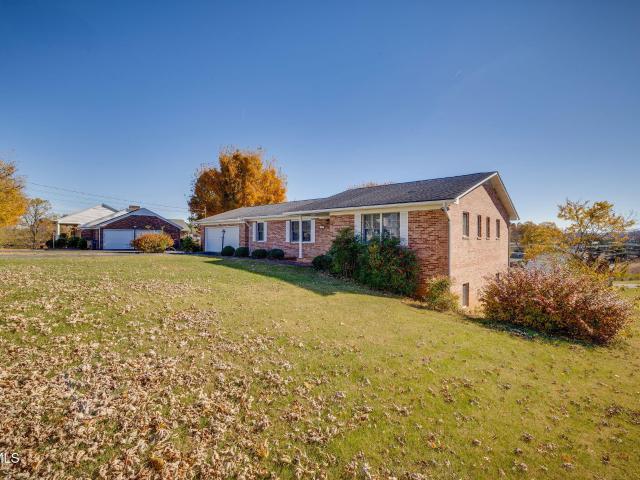 107 Mountain View Circle