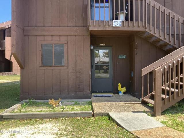107 Molokai Village, 107, Diamondhead, MS 39525