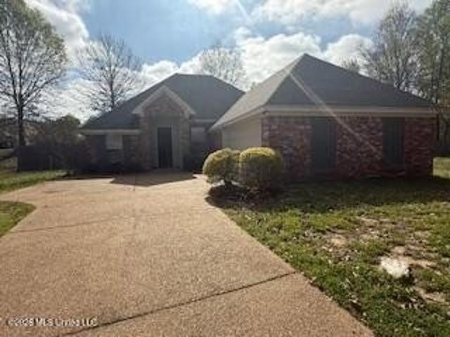 107 Moss Crk, Canton, MS 39046