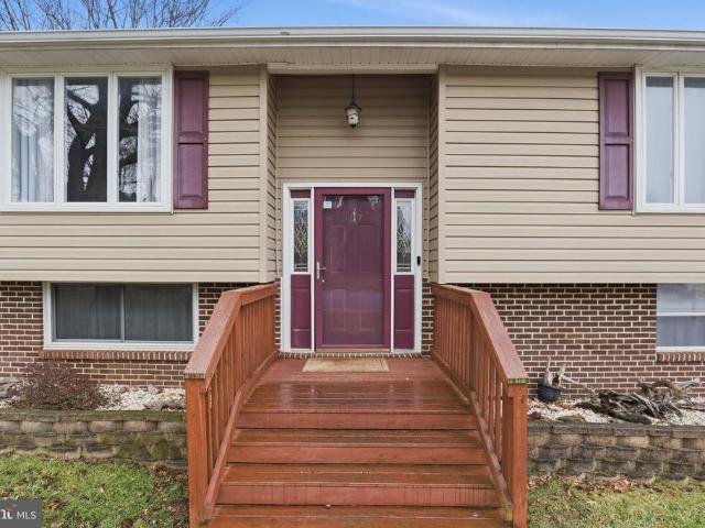 107 Maplewood Drive
