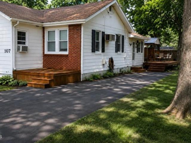 107 Martin Rd, Toms River, NJ 08753