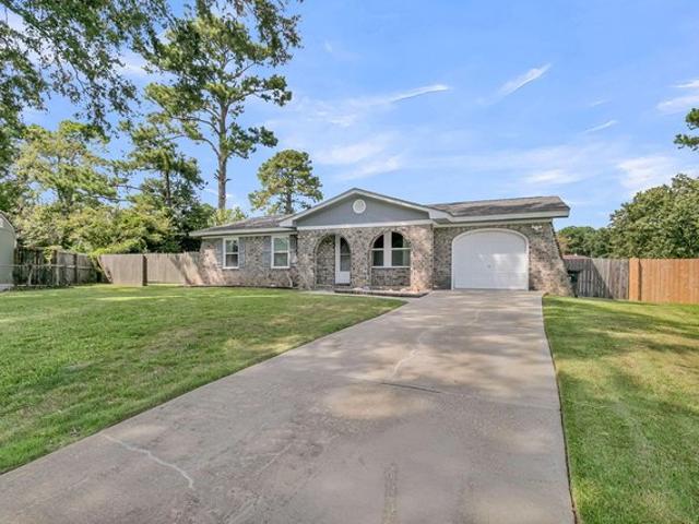 107 McDuffie Ct, Summerville, SC 29486