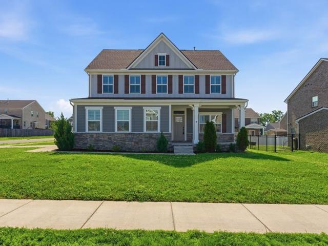 107 Meyrick Dr, Gallatin, TN 37066